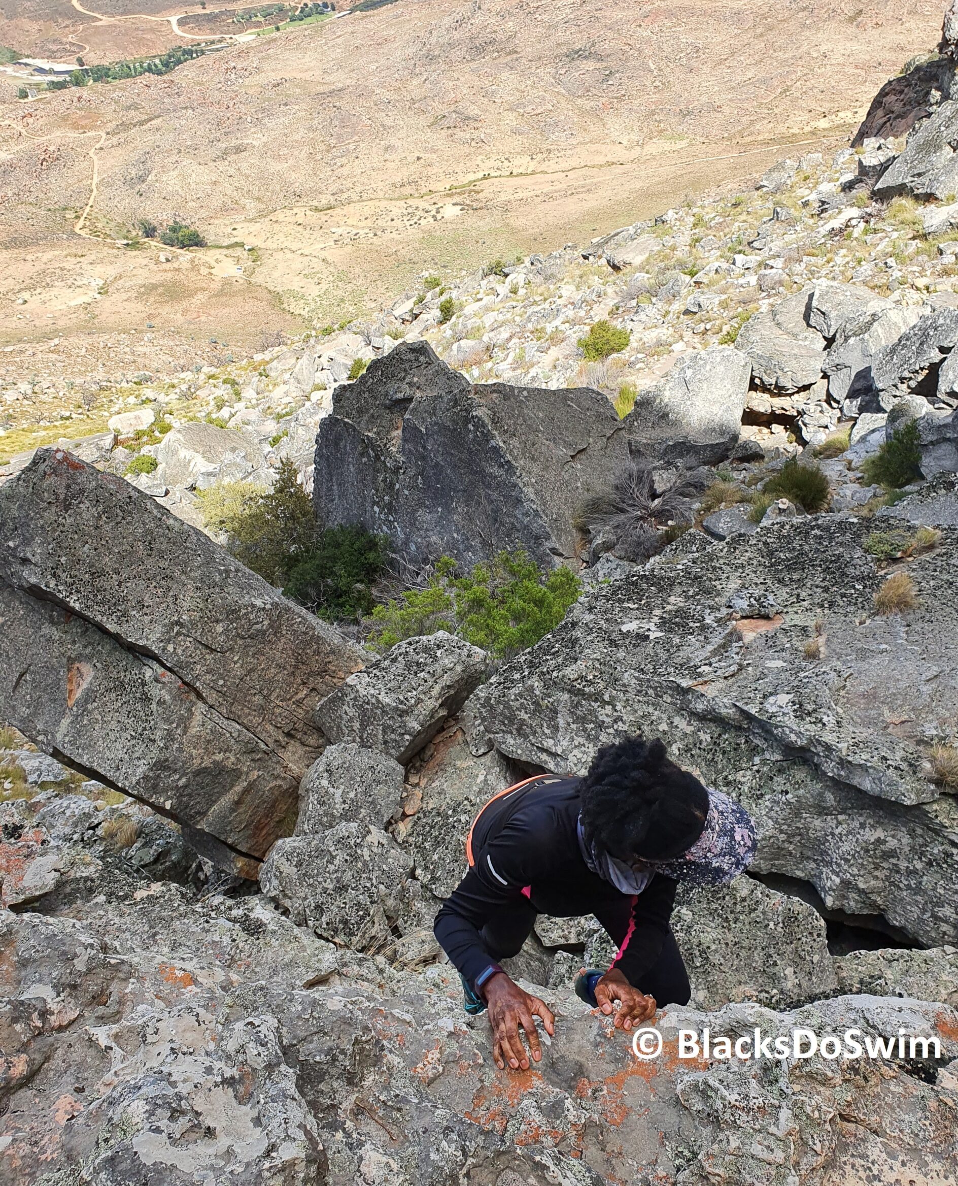 Exploring the Wolfberg Cracks Hiking Trails in the Cederberg